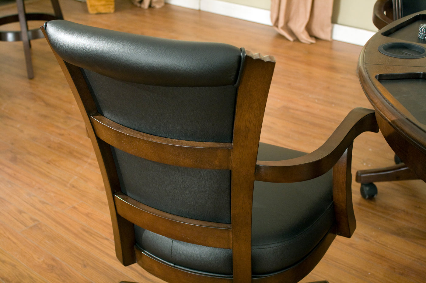 Elite Gas Lift Game Chair – Legacy Billiards